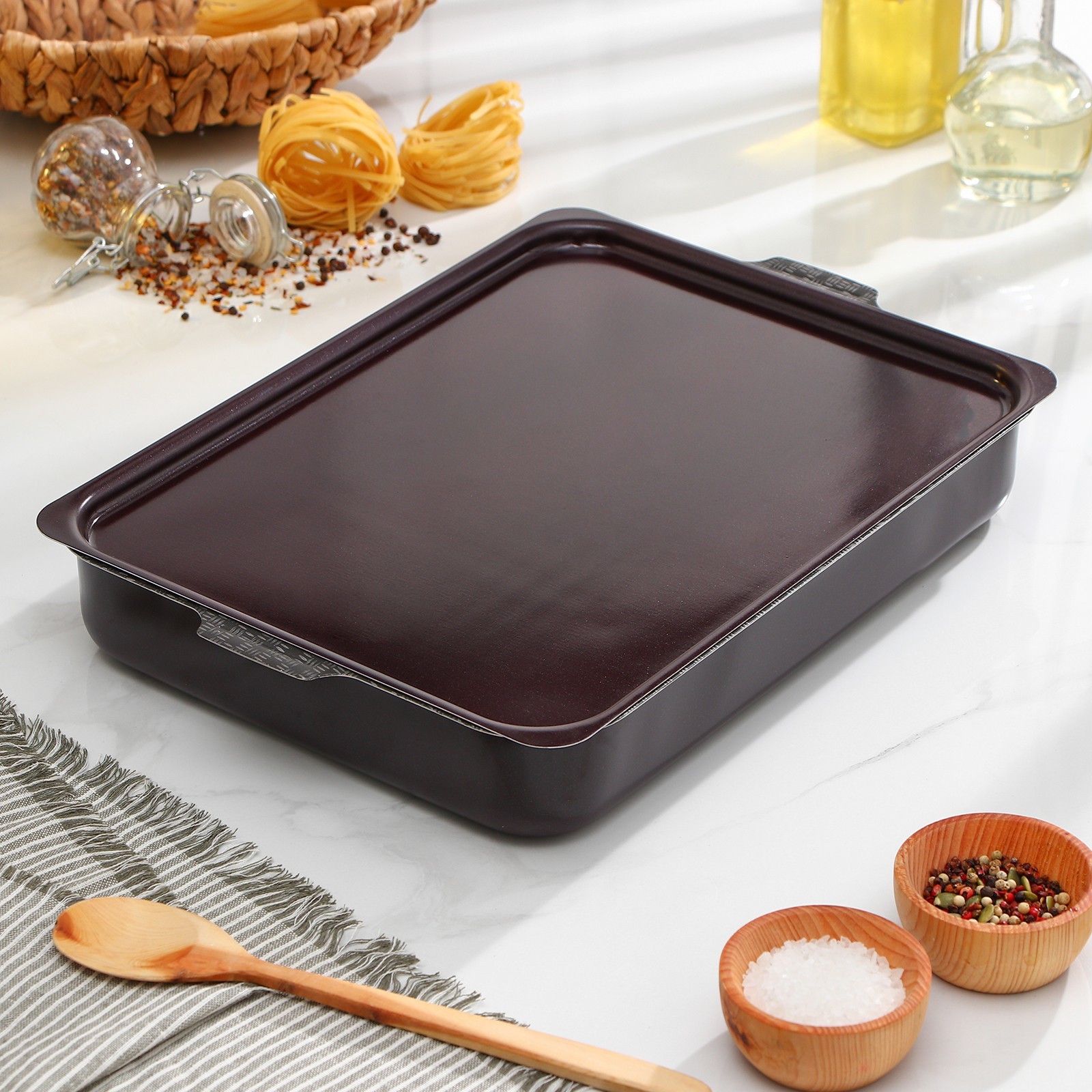 Противень «Хозяюшка», 27×35 см, металлическая крышка, антипригарное ...