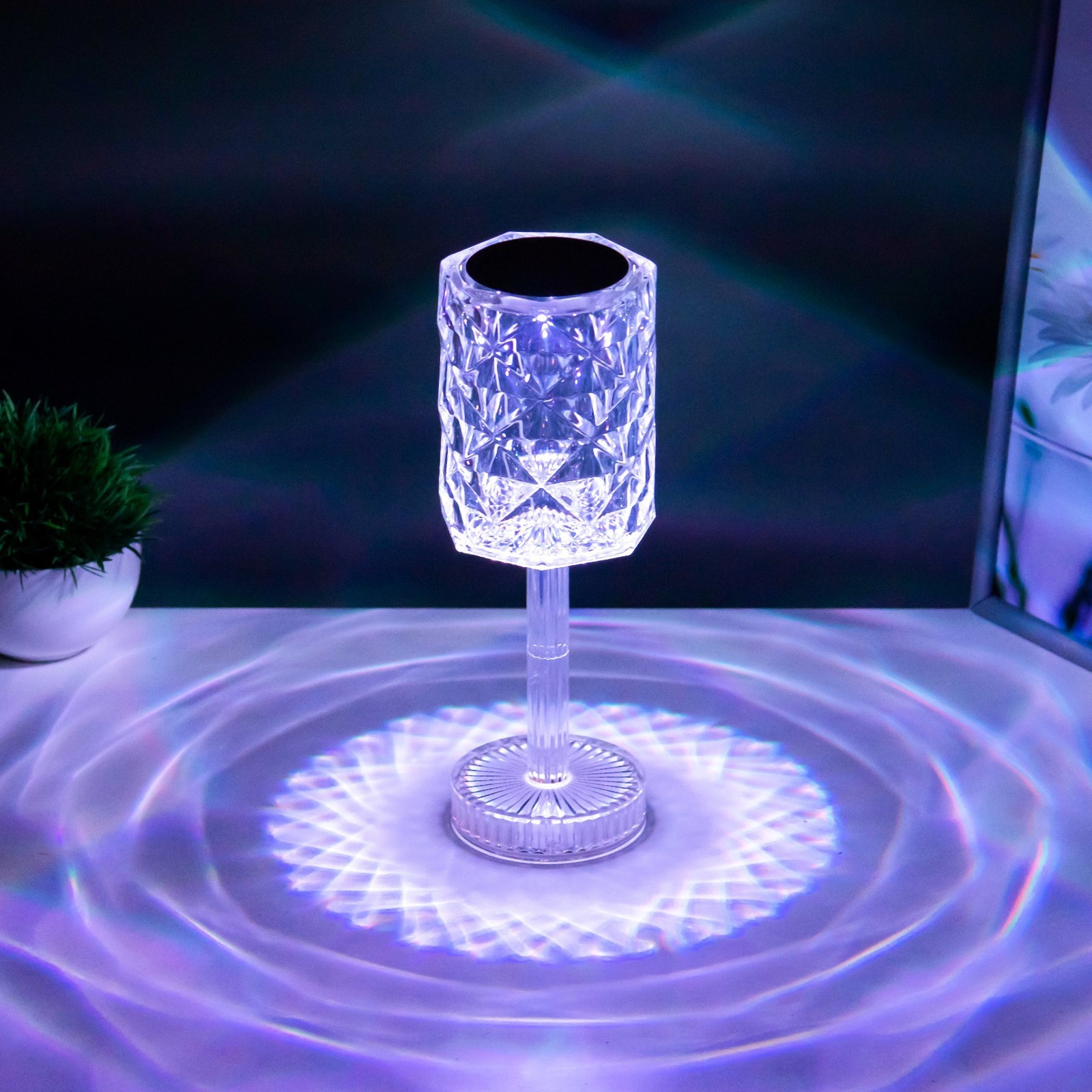 Настольная лампа с ПДУ "Оланди" LED 16 цветов RGB сенсорная USB 8,5x8 ...